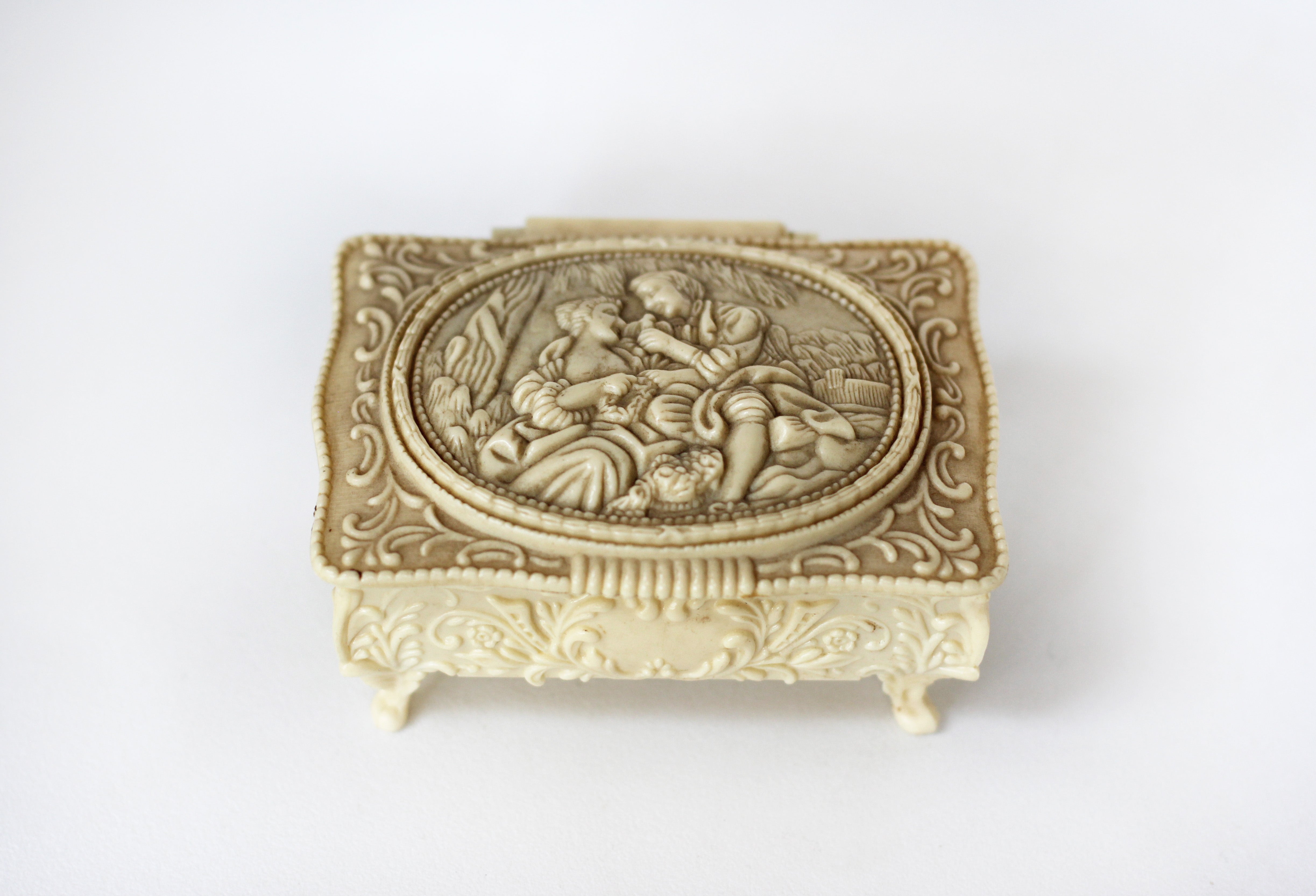 Ornate Plastic Ivory Jewellery Box #107 – Avigail Adam